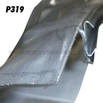 Engine tray, right: Restoration Design Inc.